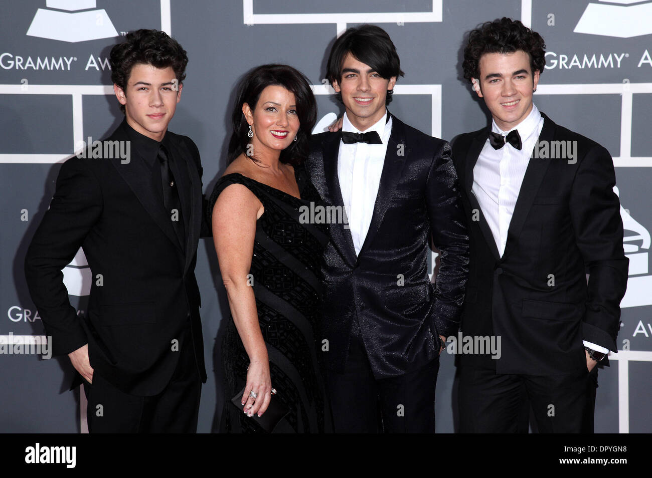 Feb 08, 2009 - Los Angeles, California, USA - Music group Jonas ...