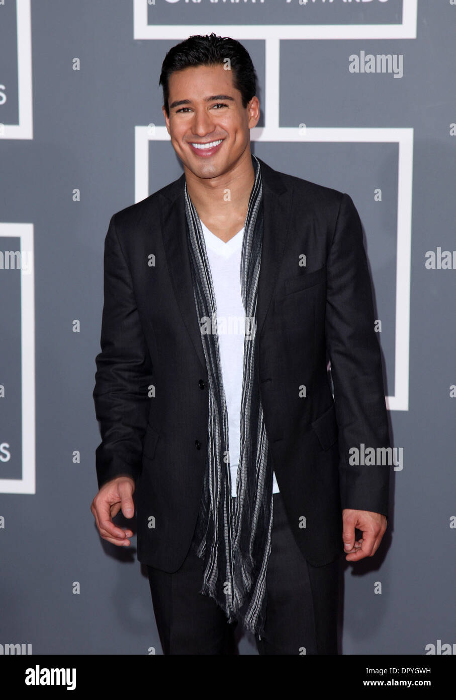 Actor mario lopez hi-res stock photography and images - Alamy