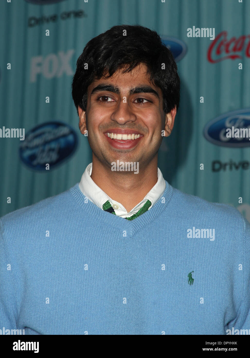 American idol top 13 party hi-res stock photography and images - Alamy
