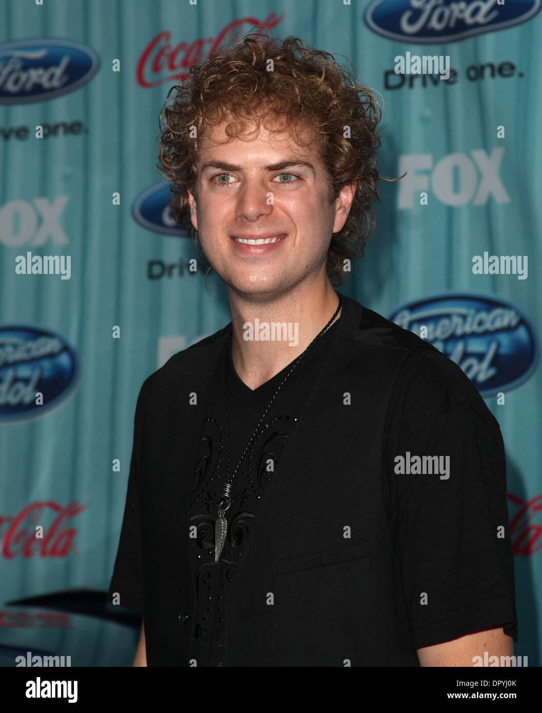 Mar 5, 2009 - Los Angeles, California, USA - Singer SCOTT MacINTYRE ...