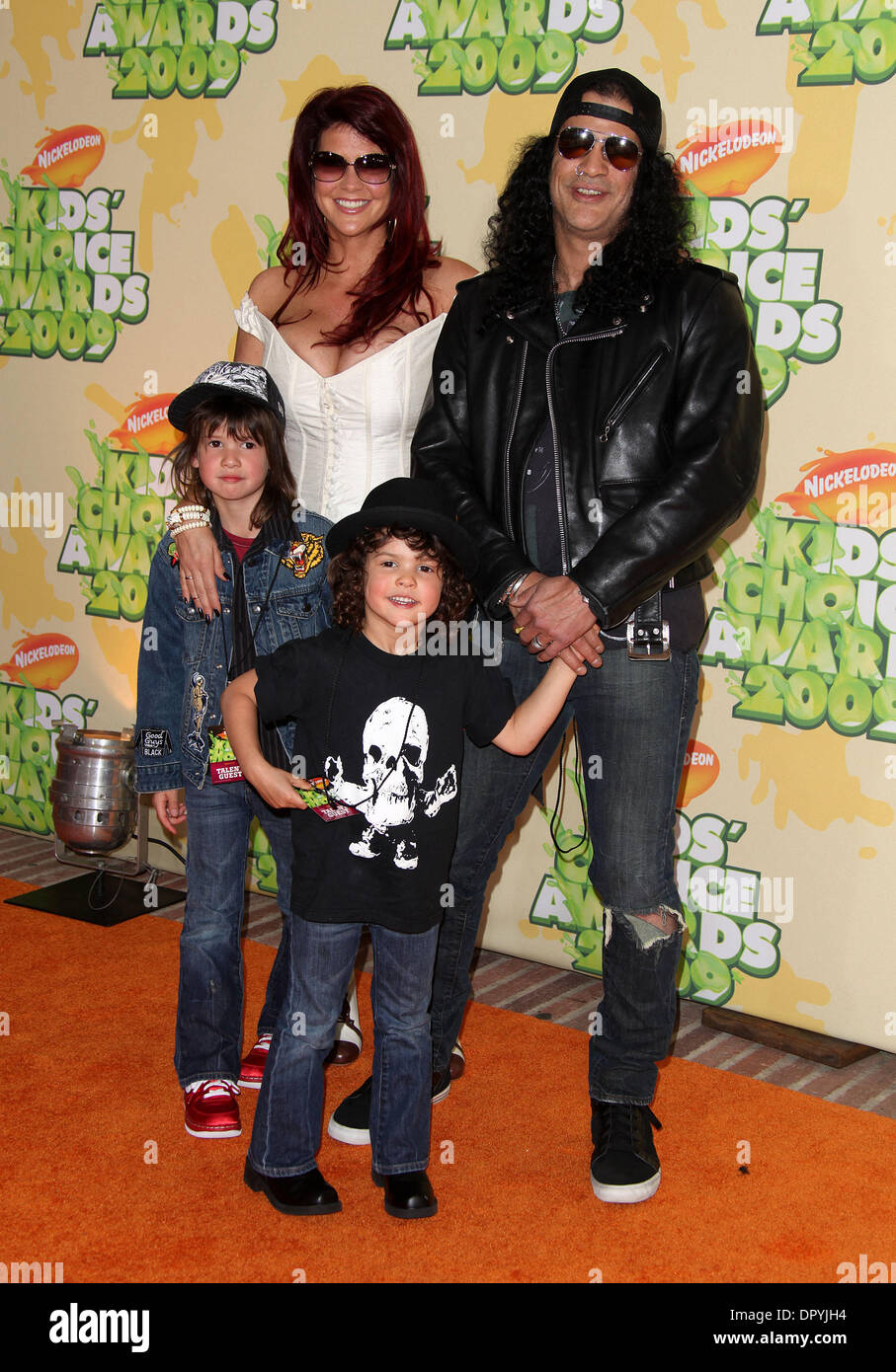 Mar 28, 2009 - Westwood, California, USA - Musician SLASH & FAMILY ...
