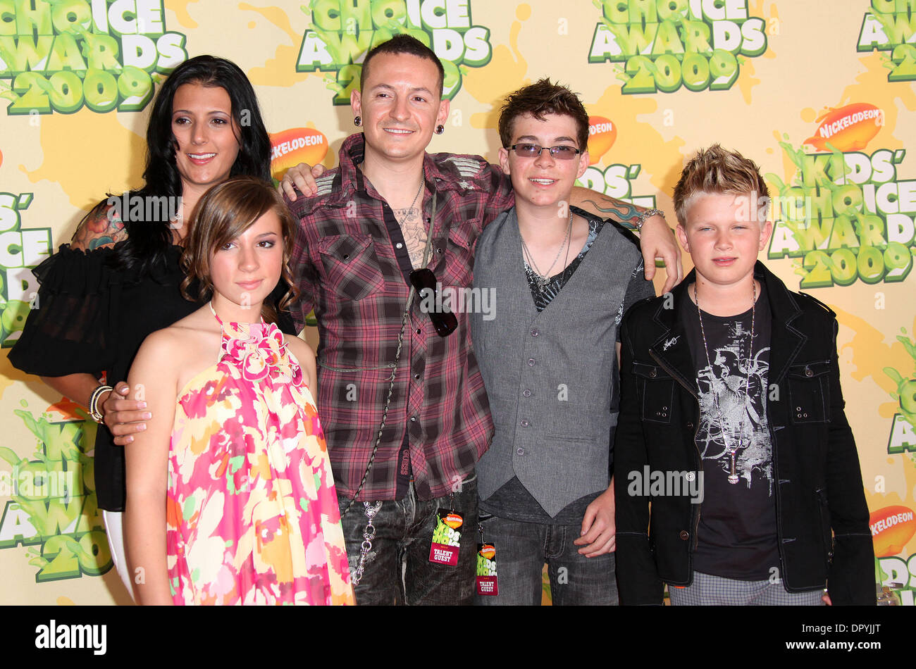 Mar 28, 2009 - Westwood, California, USA - Musician CHESTER BENNINGTON ...