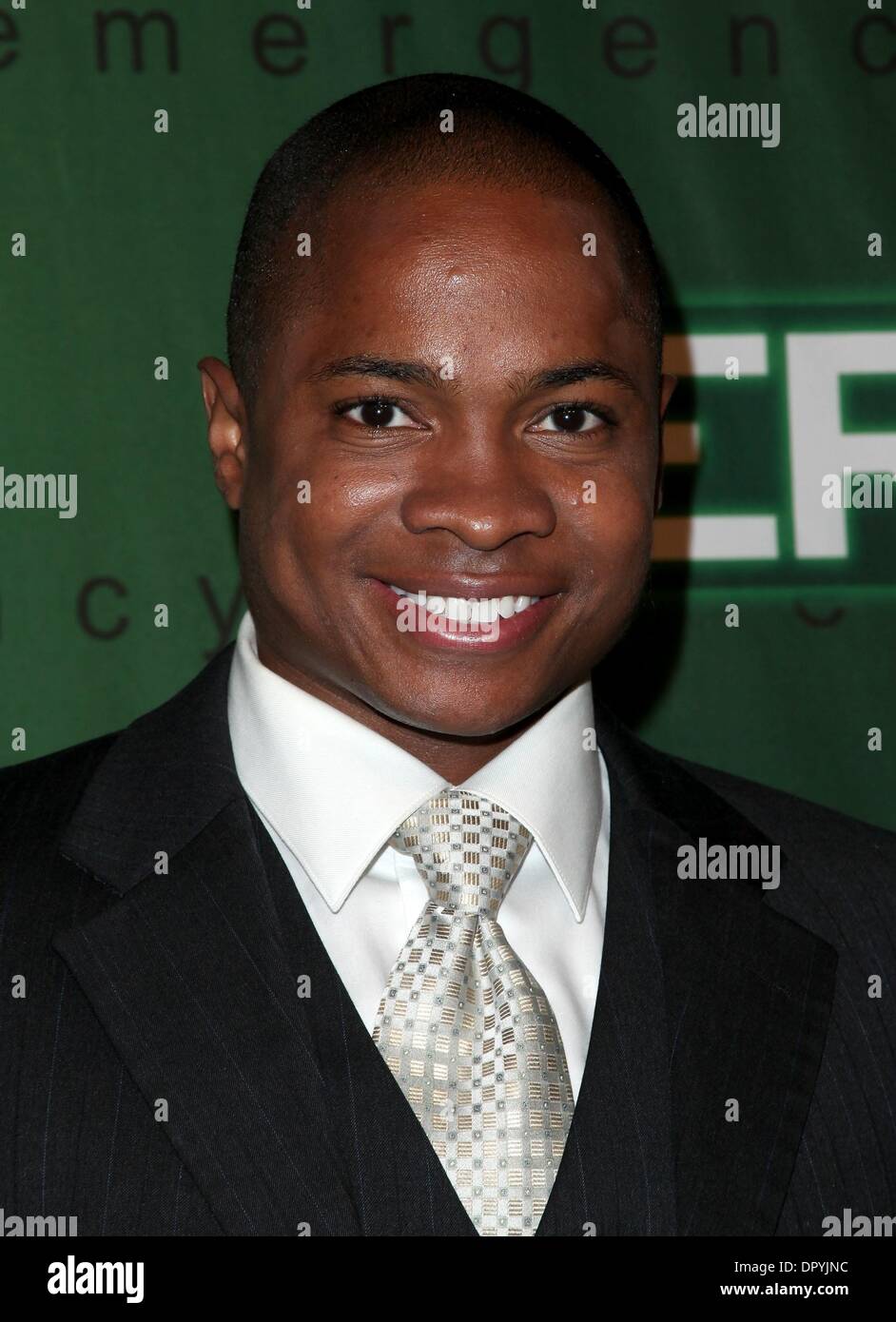 Mar 28, 2009 - Hollywood, California, USA - Actor SAM JONES arriving to ...