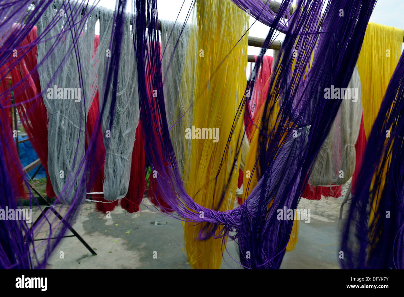 Dyeing yarn hi-res stock photography and images - Alamy