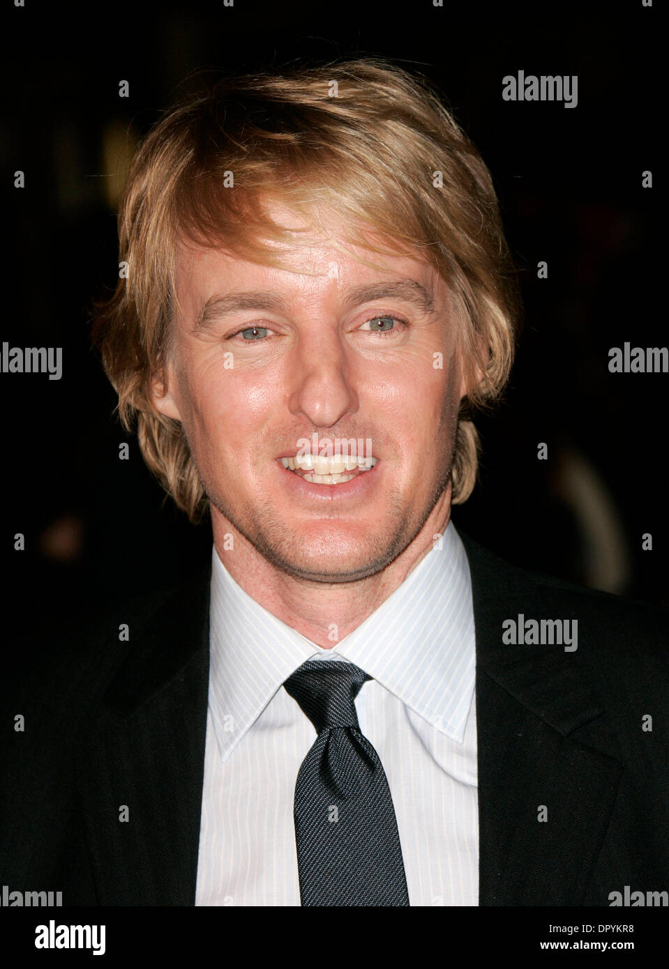 Dec 11, 2008 - Westwood, California, USA - Actor OWEN WILSON arriving ...