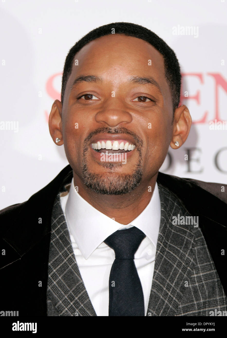 Dec 16, 2008 - Westwood, California, USA - Actor WILL SMITH arriving to ...