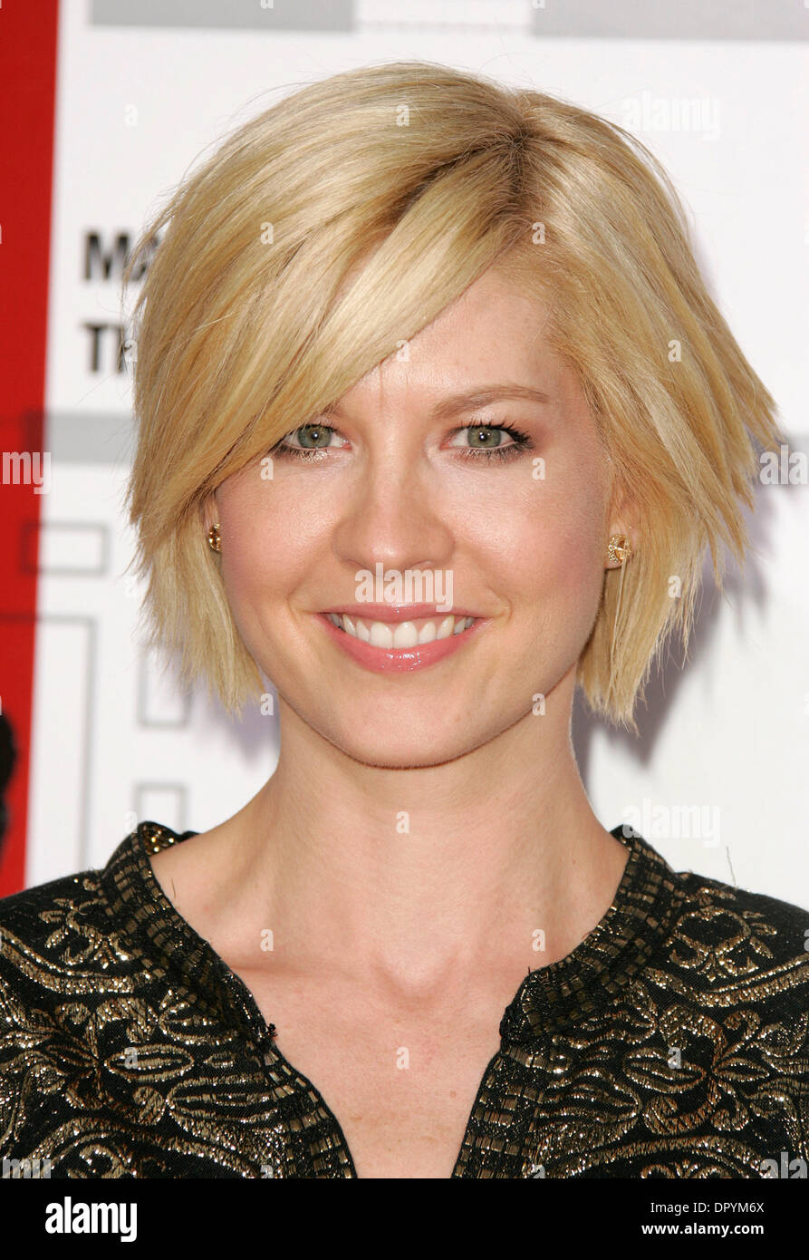 Jenna elfman hi-res stock photography and images - Alamy