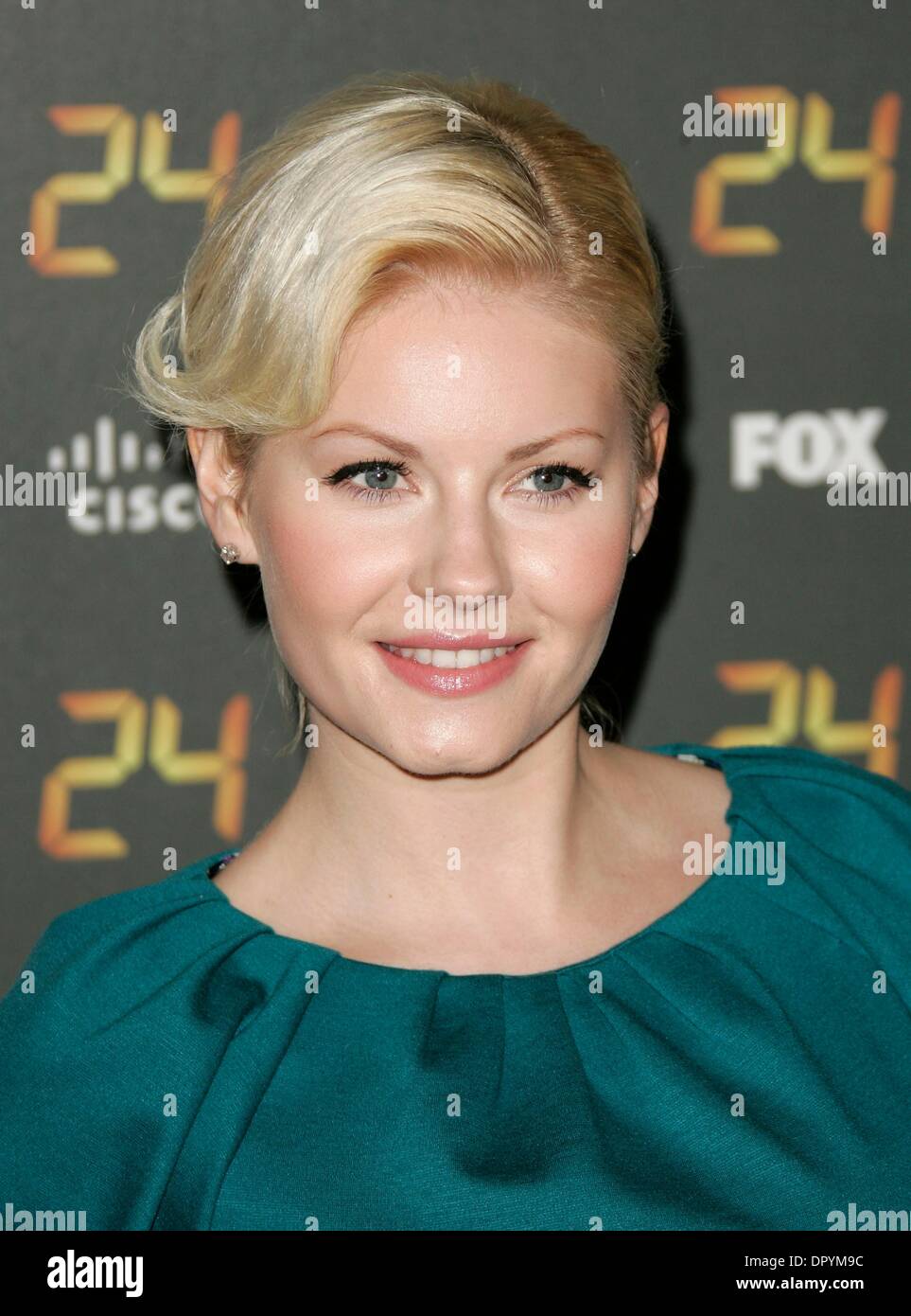 Jan 6, 2009 - Los Angeles, California, USA - Actress ELISHA CUTHBERT at ...