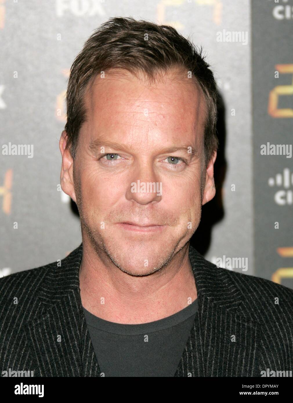 150th episode hi-res stock photography and images - Alamy