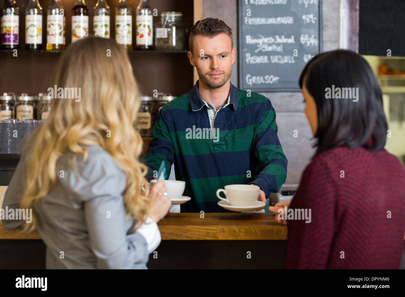 Cafe serving counter hi-res stock photography and images - Alamy