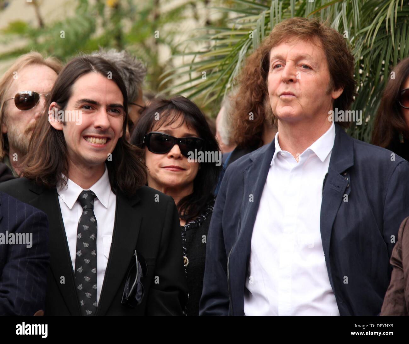 Paul mccartney and dhani harrison hi-res stock photography and images ...