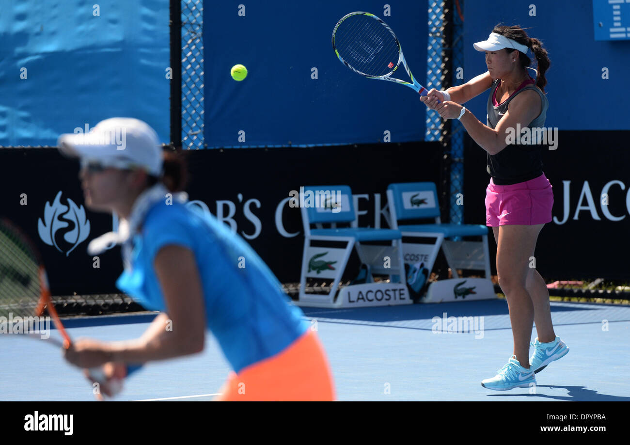 Melbourne. 17th Jan, 2014. Japan's Miki Miyamura and China's Han Xinyun ...