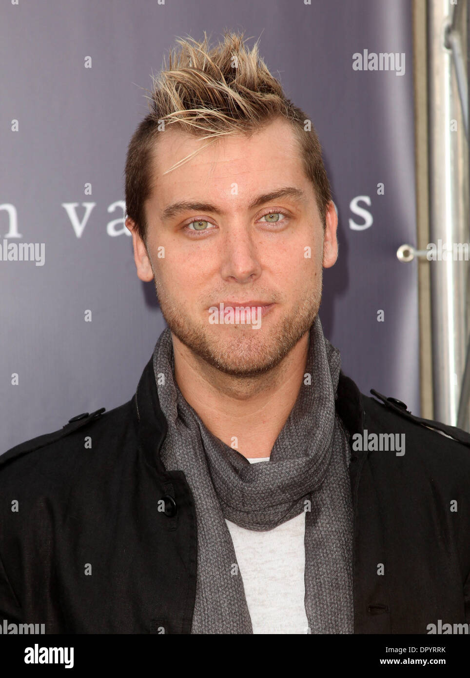 Mar 8, 2009 - West Hollywood, California, USA - Singer LANCE BASS ...