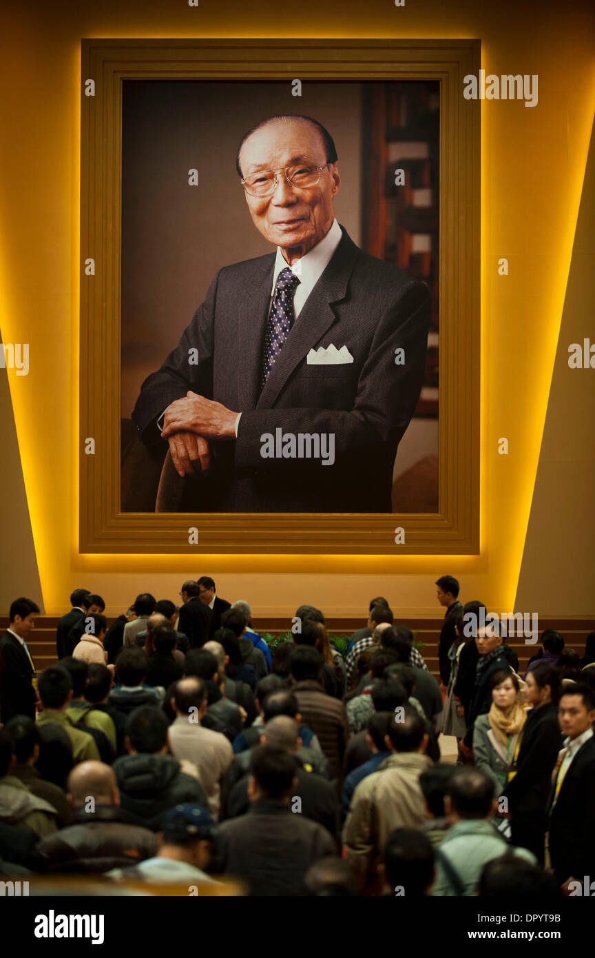 Hong Kong, Shaw. 17th Jan, 2014. Portrait of Hong Kong media mogul and ...
