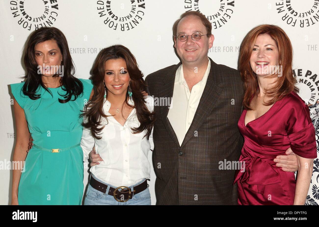 Apr 18, 2009 - Hollywood, California, USA - Actress TER HATCHER, EVA ...