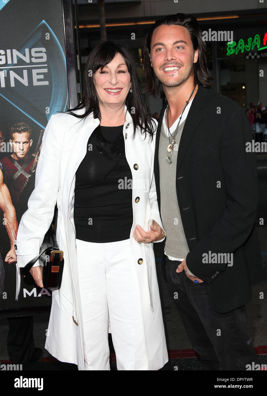 Anjelica huston and jack huston hi-res stock photography and images - Alamy