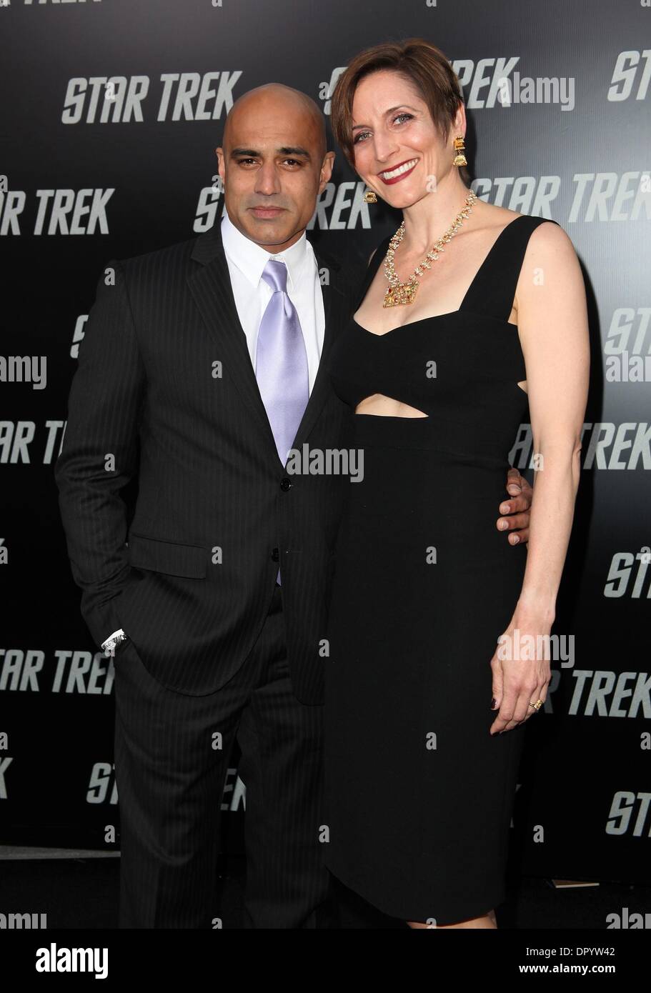 Apr 30, 2009 - Hollywood, California, USA - Actor FARAN TAHIR & GUEST ...