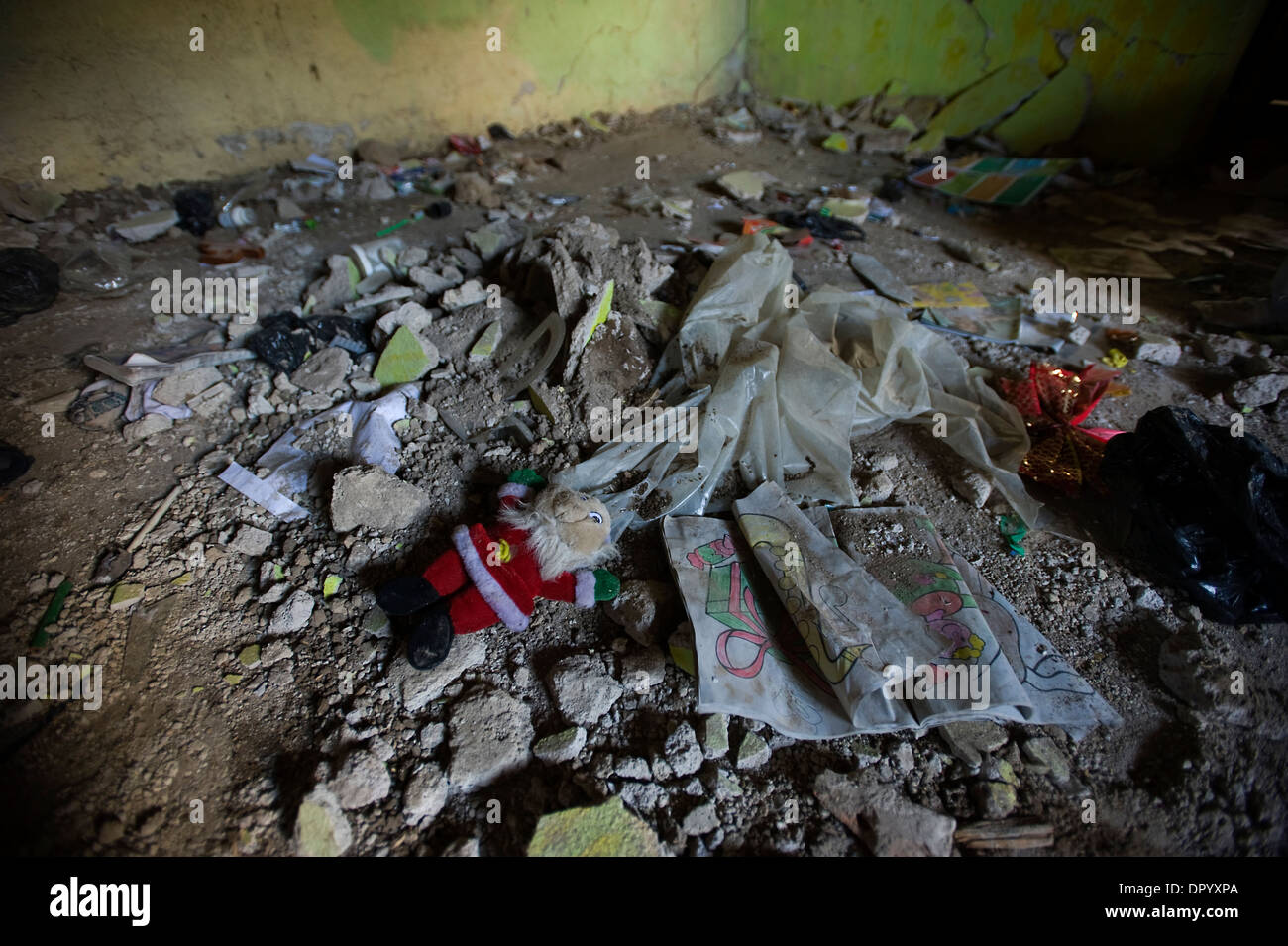 Inside of the destroyed house in San Marcos after a 7.4 earthquake ...