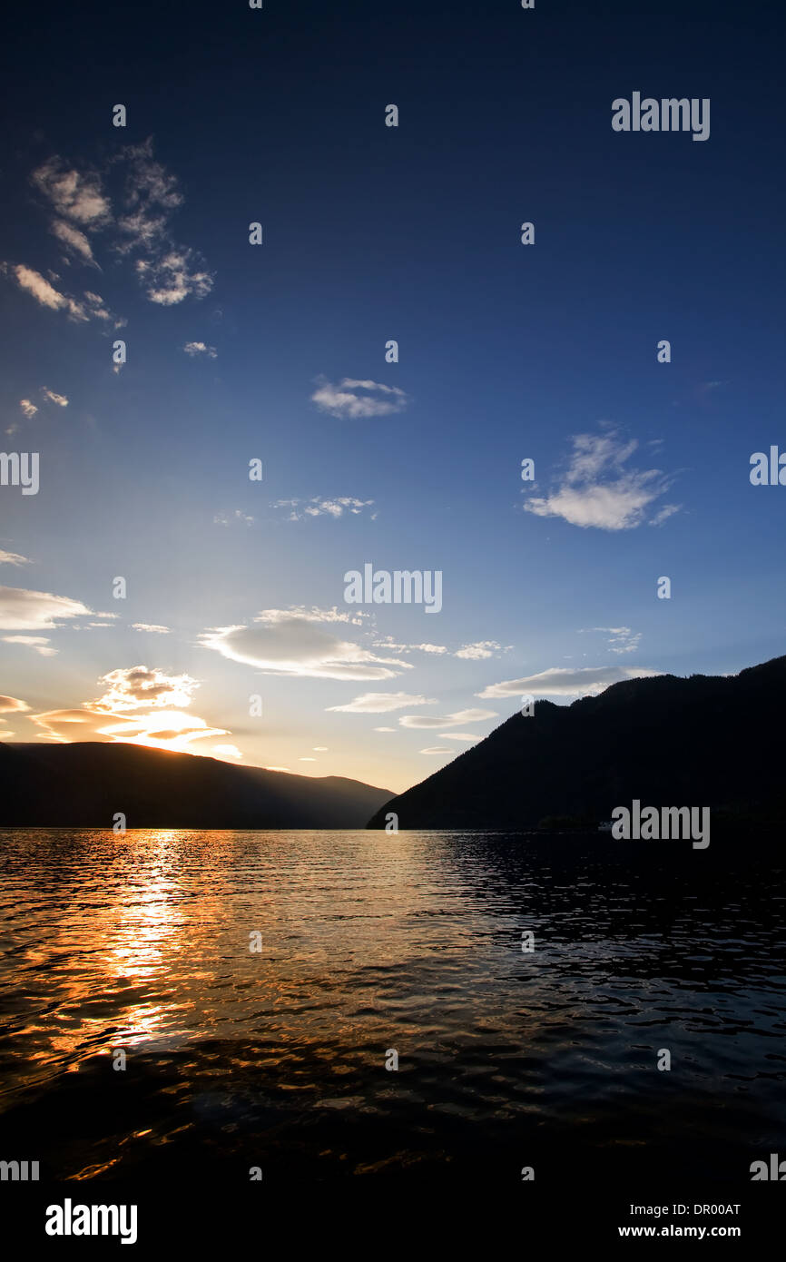 Mountain Reflection Sunset Stock Photo - Alamy