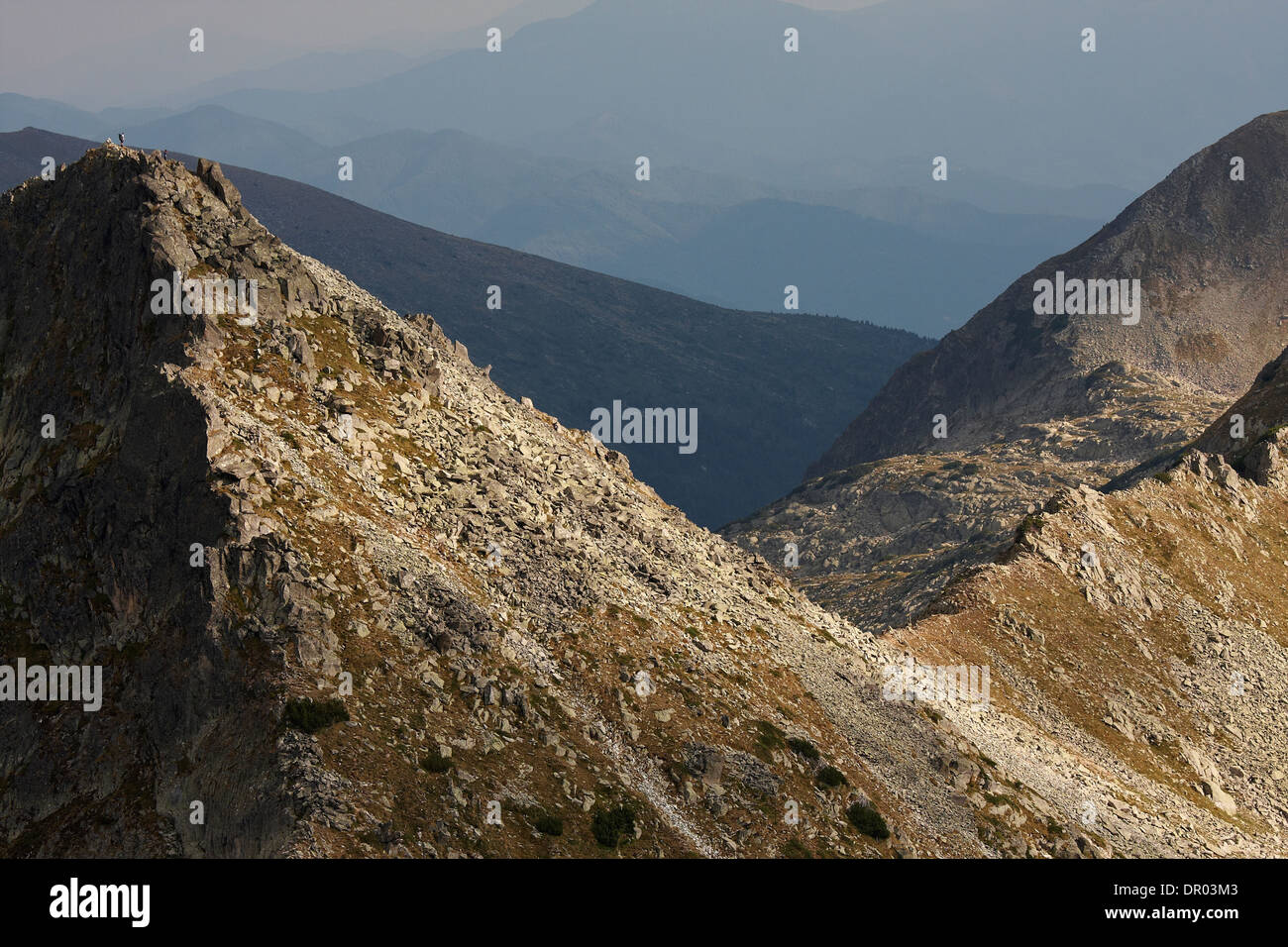 Sharp mountain ridge hi-res stock photography and images - Alamy
