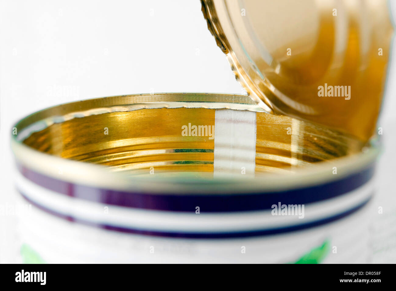 Canned products hi-res stock photography and images - Alamy