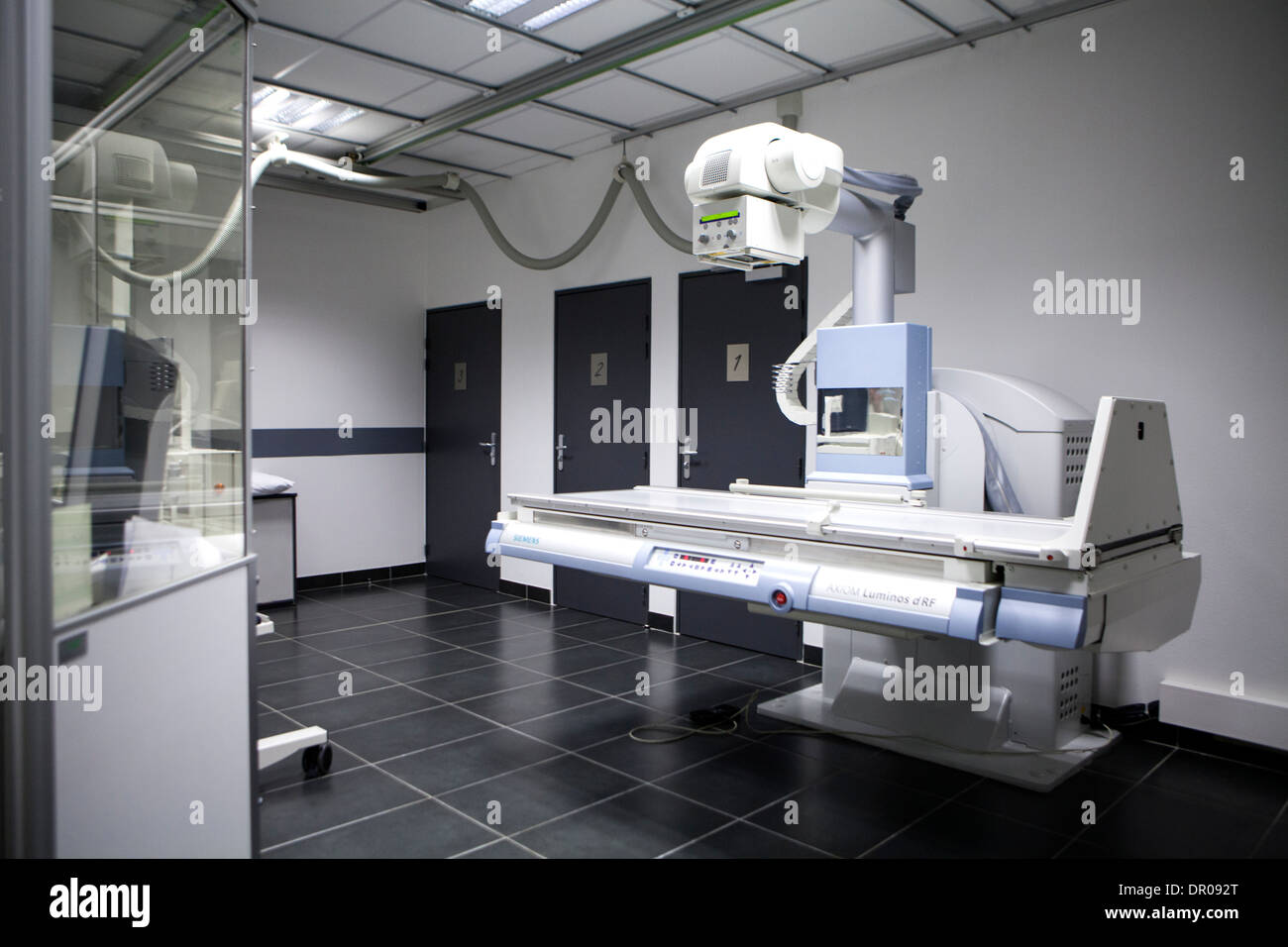 X radiography hi-res stock photography and images - Alamy