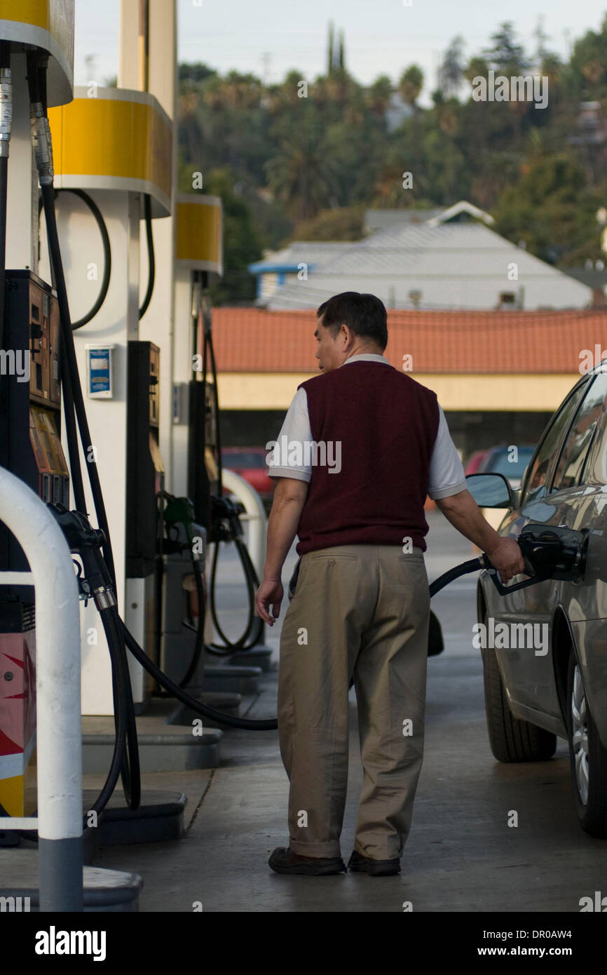 Jan 05, 2009 - Los Angeles, California, USA - Regular unleaded gasoline ...