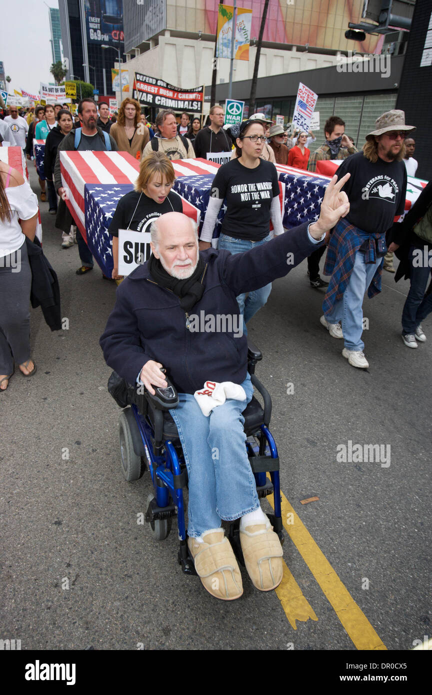 Ron kovic hi-res stock photography and images - Alamy