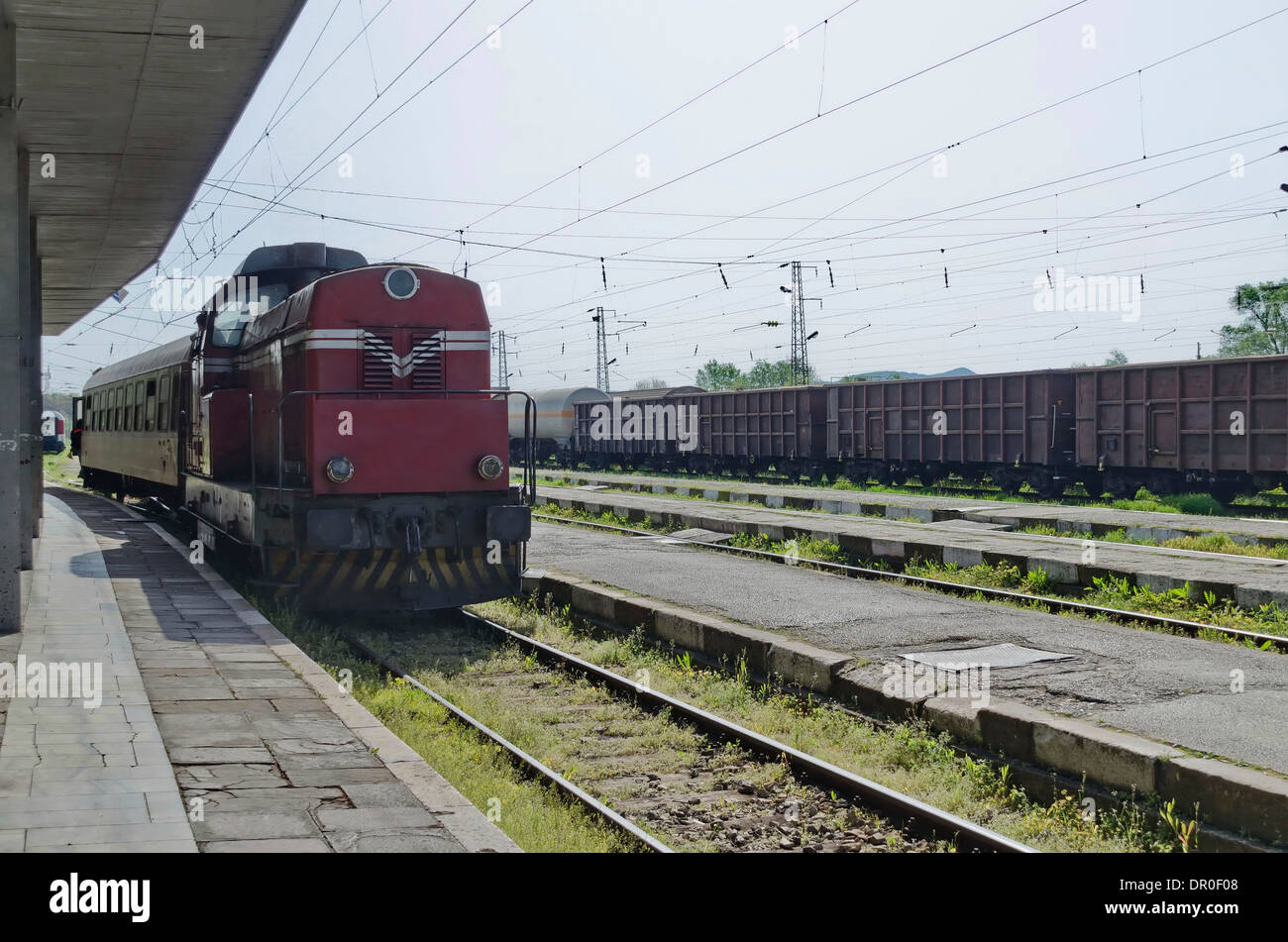 Through train hi-res stock photography and images - Alamy