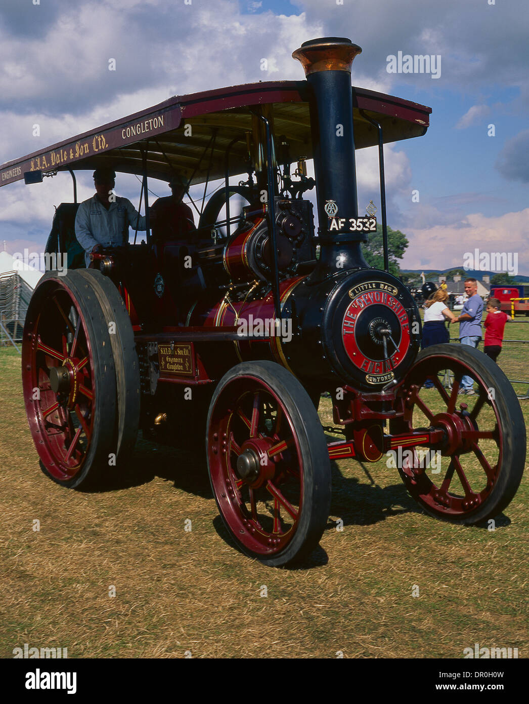 Traction engine 1920s hi-res stock photography and images - Alamy