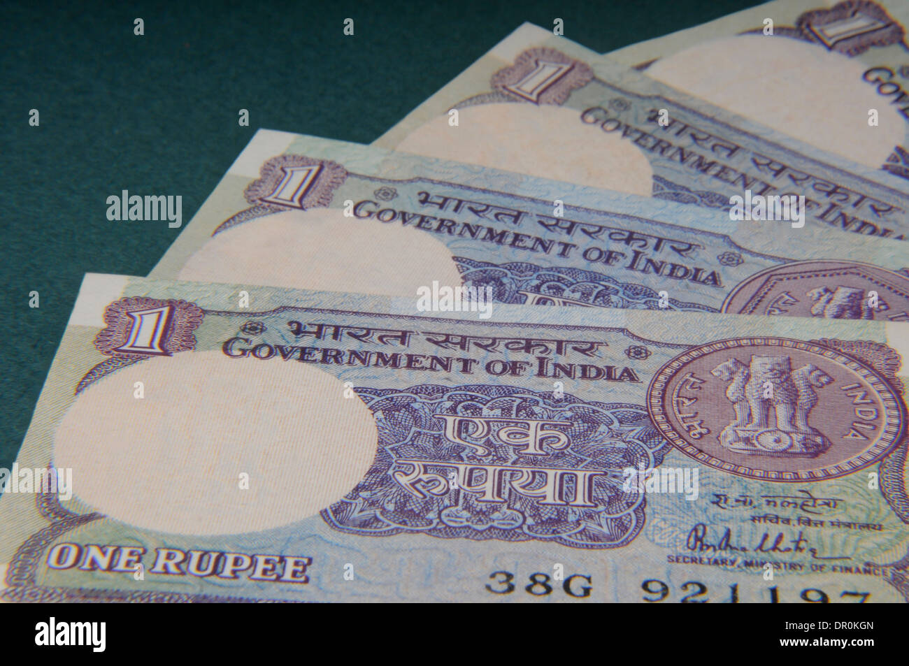 Indian rupee 1 hi-res stock photography and images - Alamy