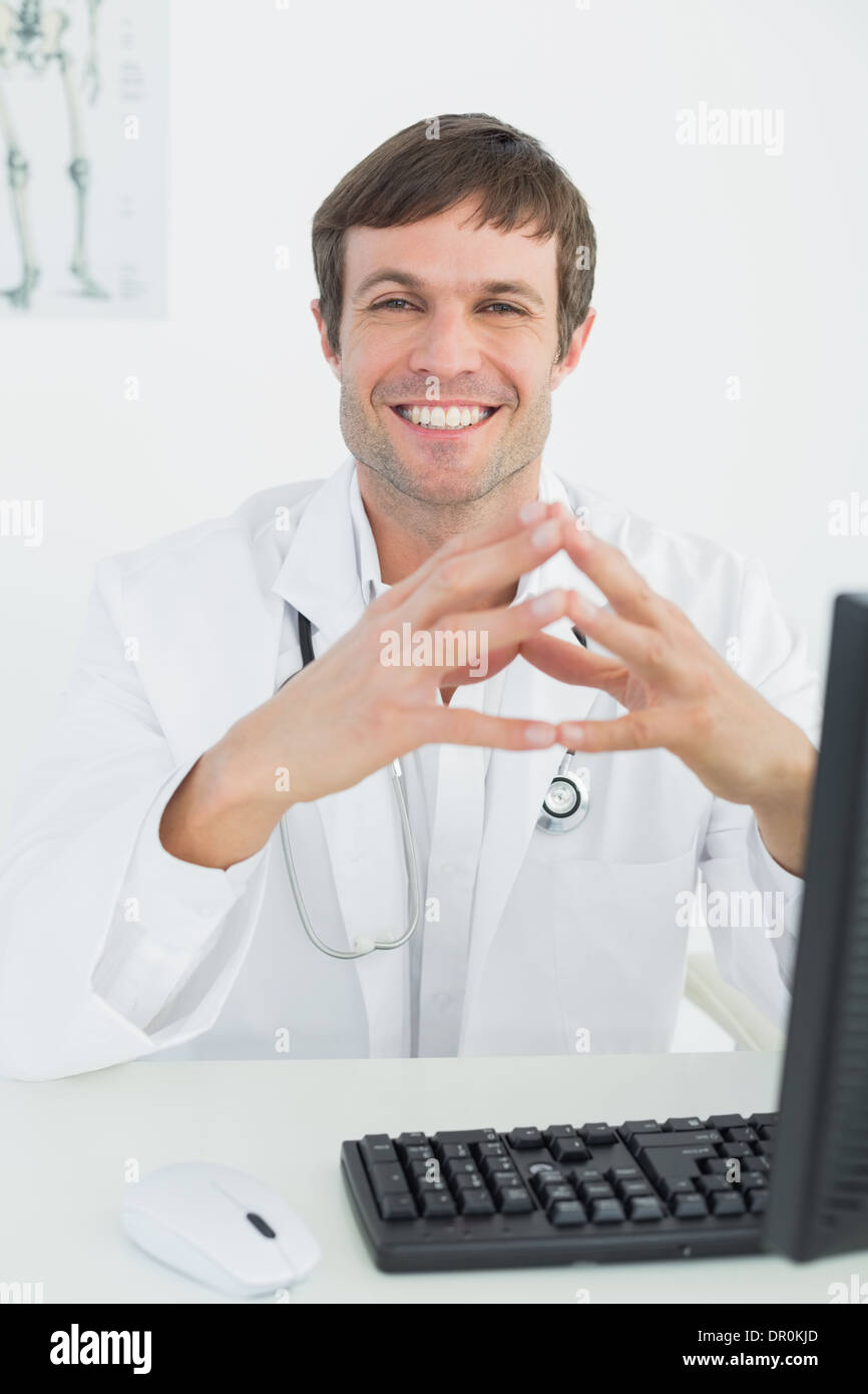 Male computer office hi-res stock photography and images - Alamy