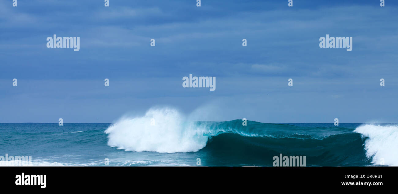 powerful ocean waves breaking, natural background Stock Photo - Alamy