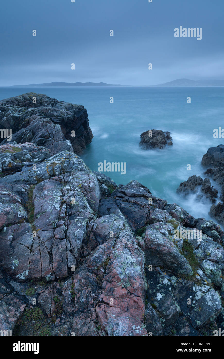 Dramatic coastal scenery near Borve, Isle of Harris, Outer Hebrides ...