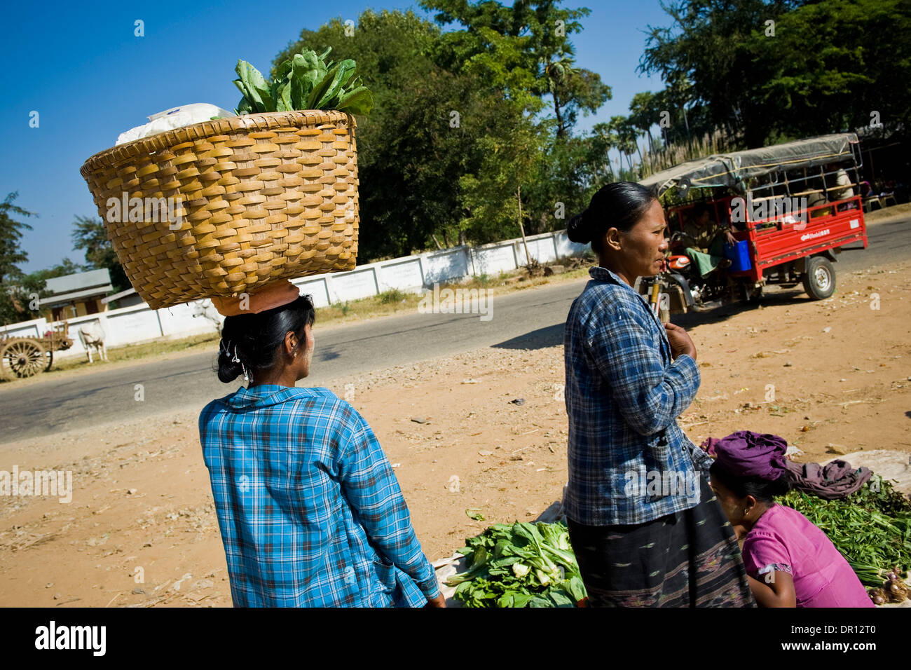 Myanmar, Bagan, local market Stock Photo - Alamy