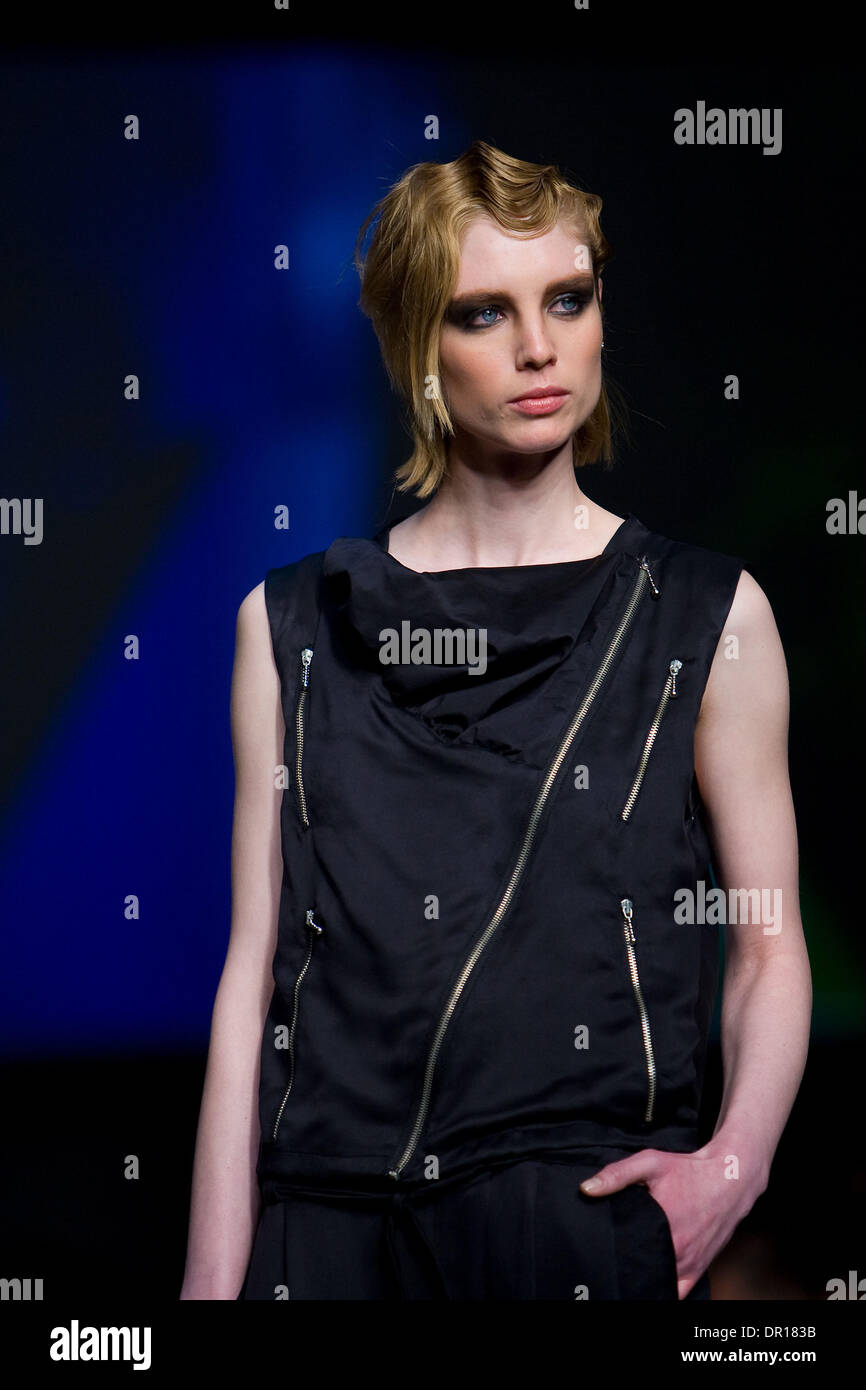 Mar 14, 2009 - Cascais, Lisbon, Portugal - A model walks the runway for ...