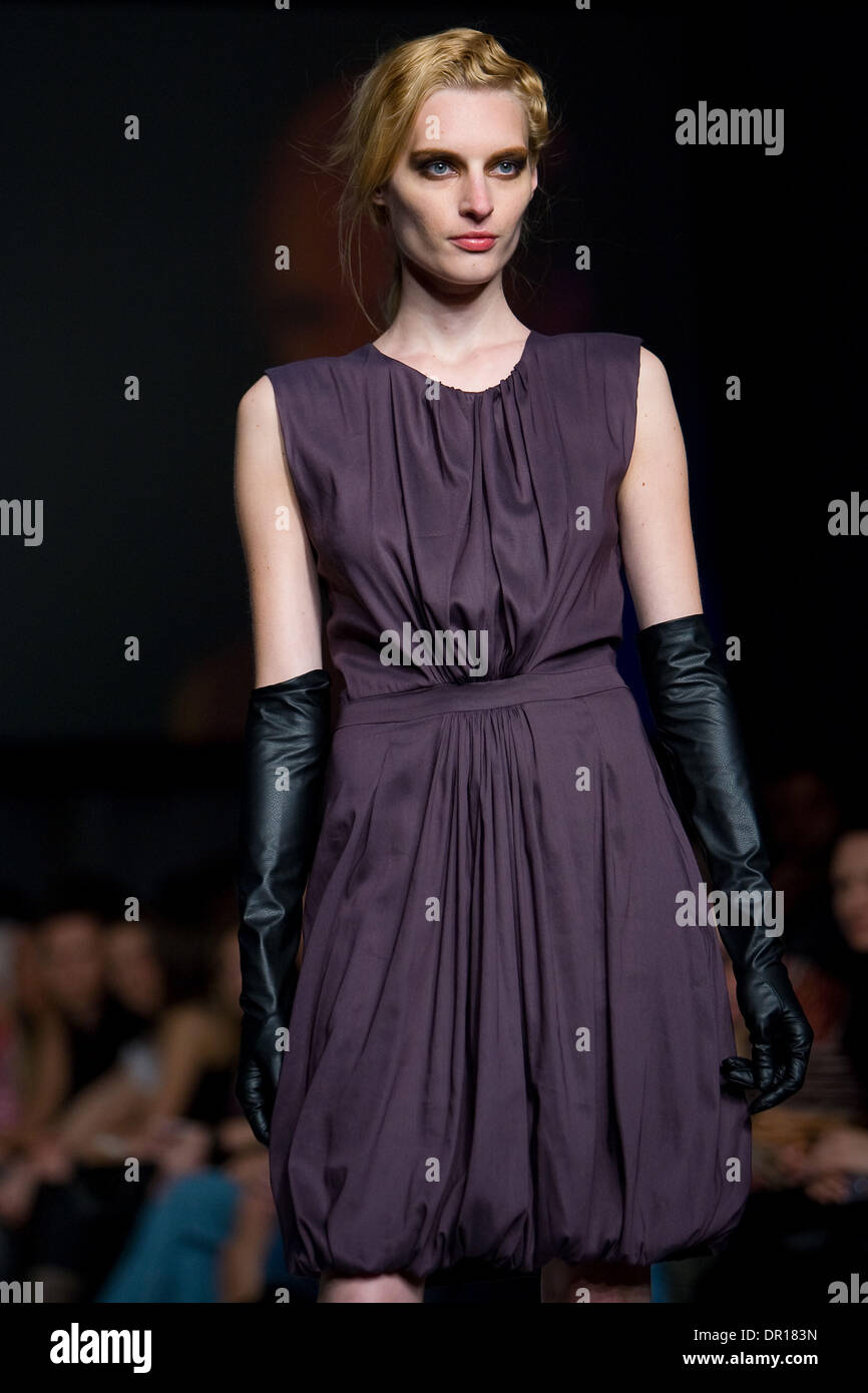 Mar 14, 2009 - Cascais, Lisbon, Portugal - A model walks the runway for ...