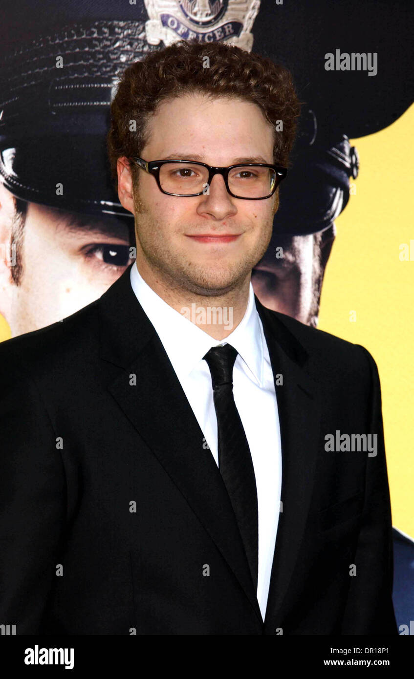I14012PR.The premiere of ''Observe and Report'' at the Chinese Theater ...