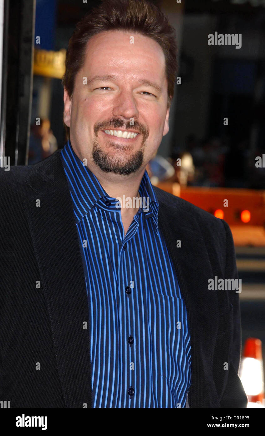 I14012PR.The premiere of ''Observe and Report'' at the Chinese Theater ...