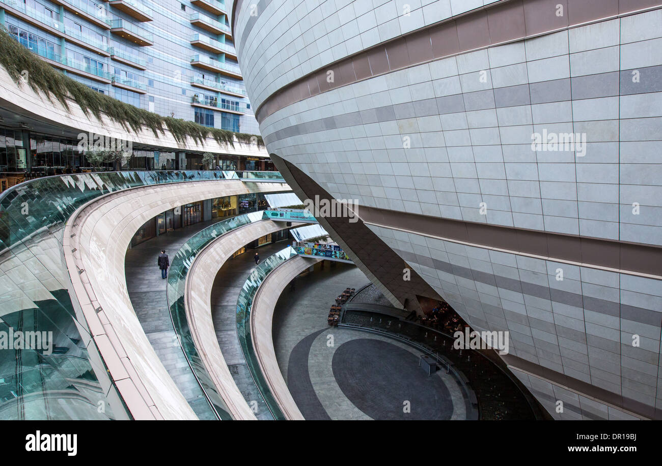 Canyon shopping mall hi-res stock photography and images - Alamy