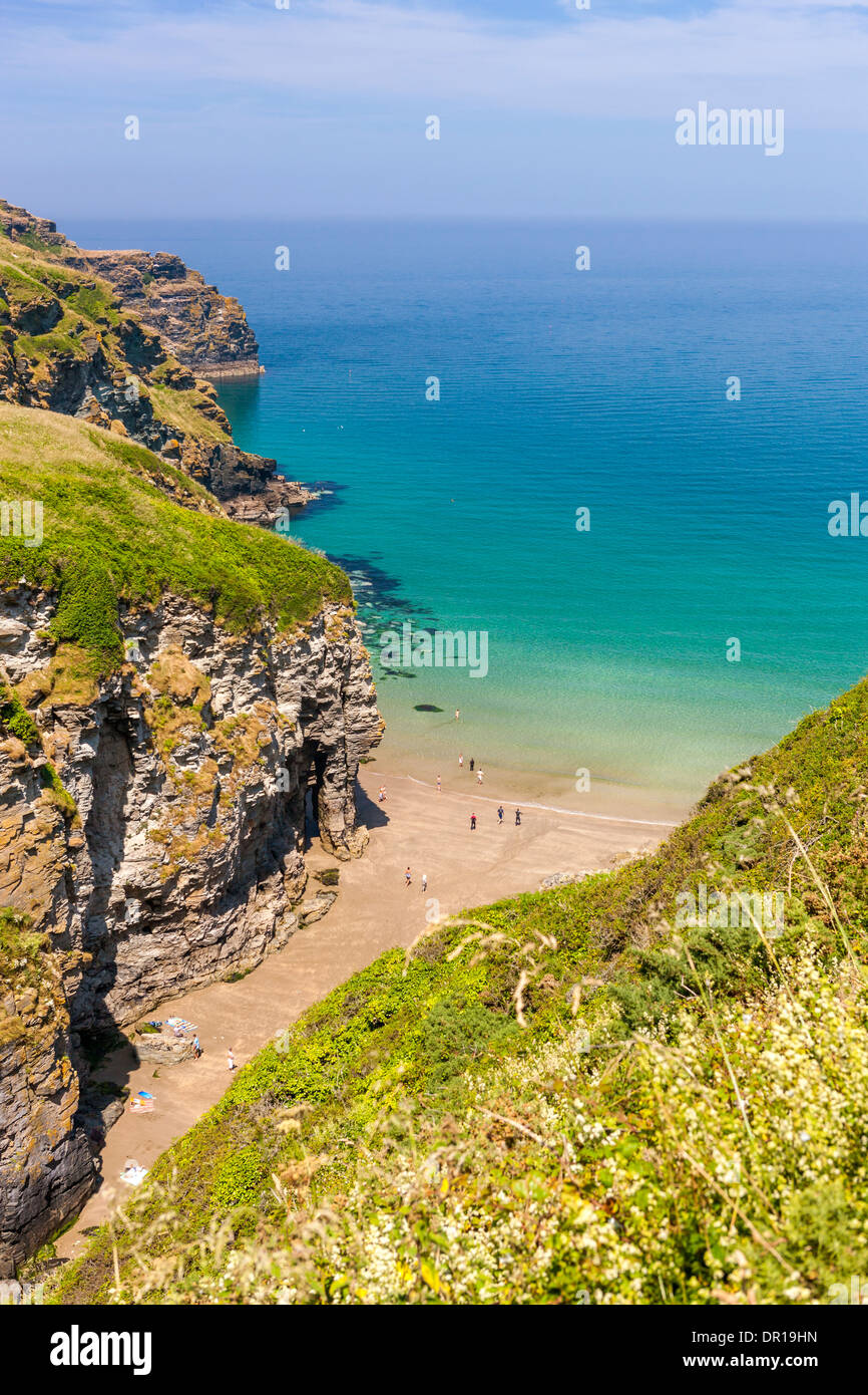 Bossiney haven hi-res stock photography and images - Alamy