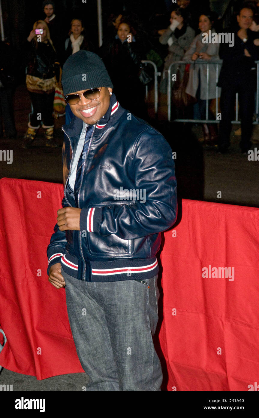 Dec 01, 2008 - New York, New York, USA - R&B singer NEO arrives for the ...