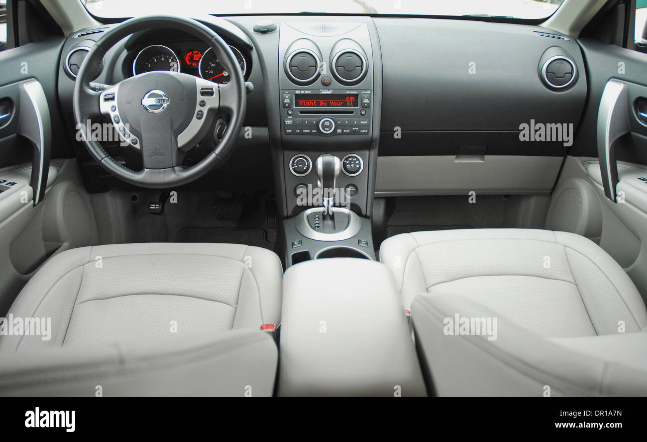 Jan 08, 2009 - Los Angeles, California, USA - The Nissan Rogue ...