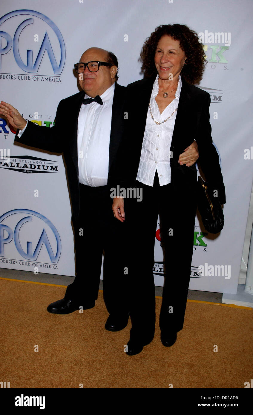 I14112PR.DANNY DEVITO & WIFE RHEA ATTEND THE PRODUCERS GUILD AWARDS AT ...