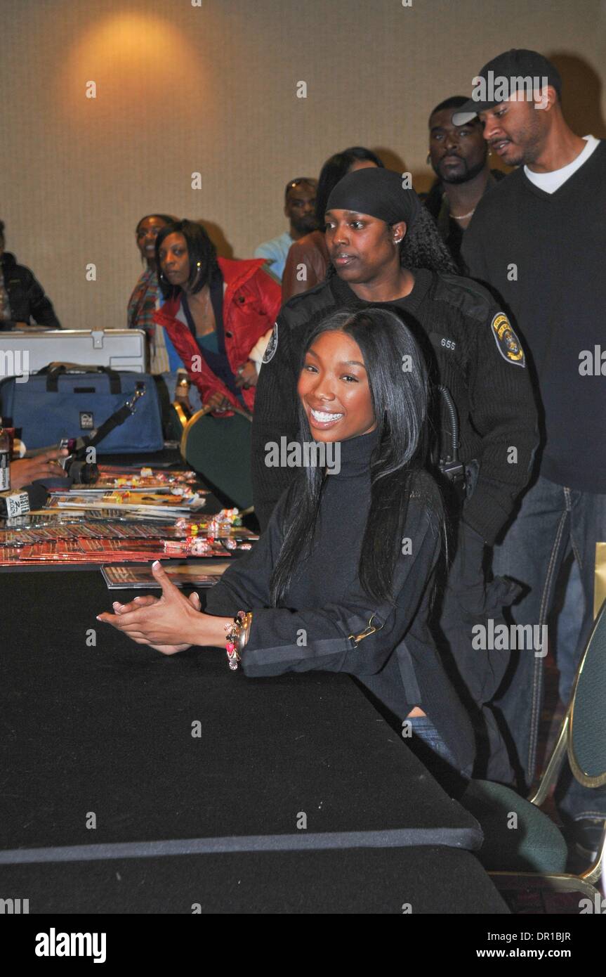 Brandy singer hi-res stock photography and images - Alamy
