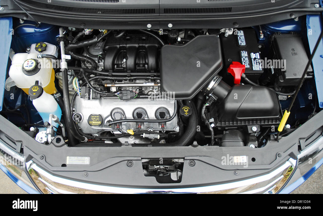 Apr 27, 2009 - Los Angeles, California, USA - V6 Engine on the Ford ...