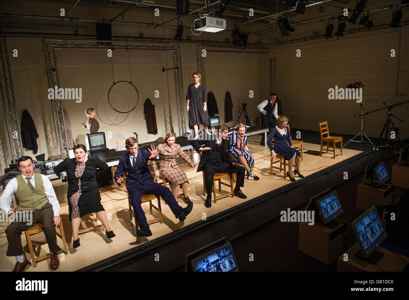 Welsh language theatre studies students performing actors acting in 5:7 ...