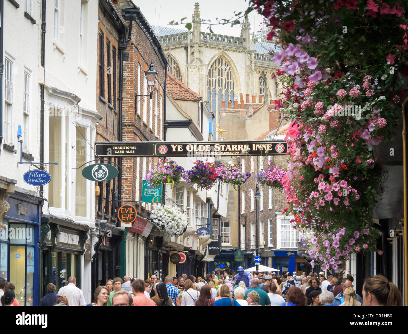 Ye Olde Starre Inne Stonegate York Yorkshire England Stock Photo - Alamy