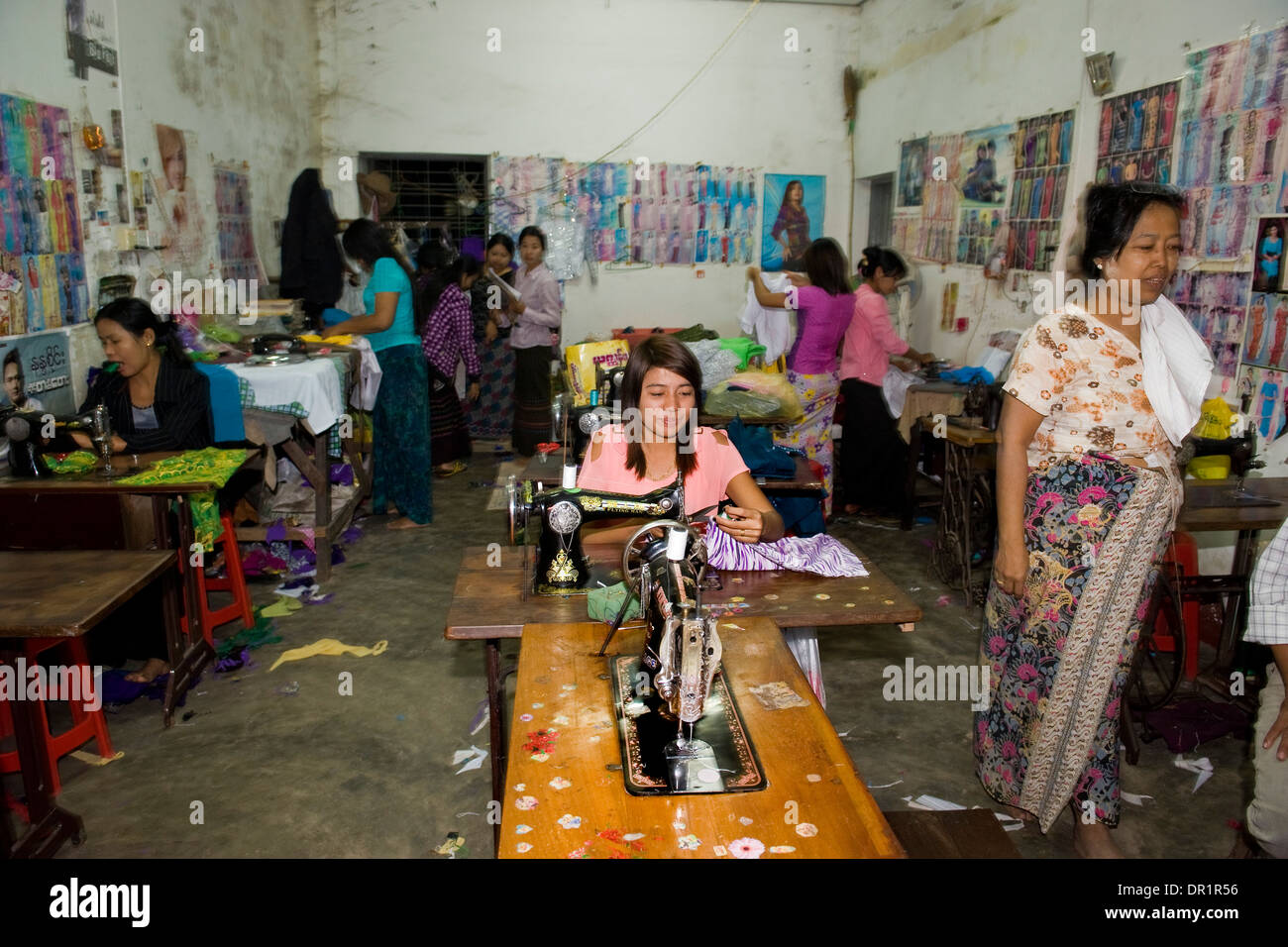 Myanmar, Tangoo, local factory Stock Photo - Alamy
