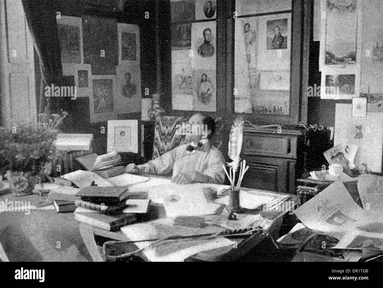 Rostand hi-res stock photography and images - Alamy